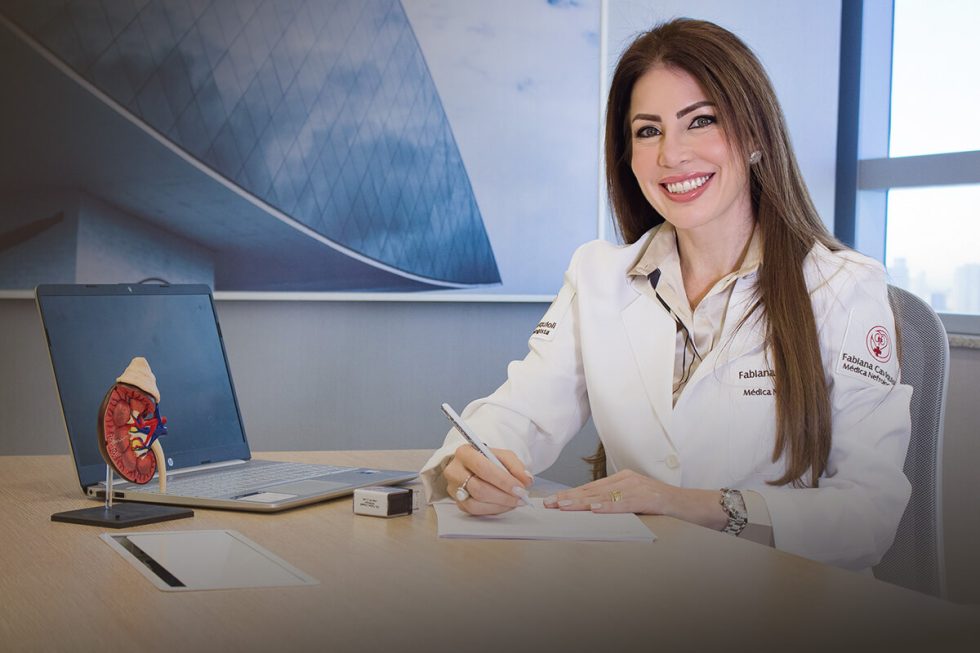 Médico Renal em Londrina - Nefrologista Fabiana Caviquioli